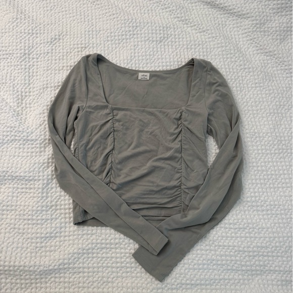 Tops | Aritzia Wilfred Lydia Top | Poshmark
